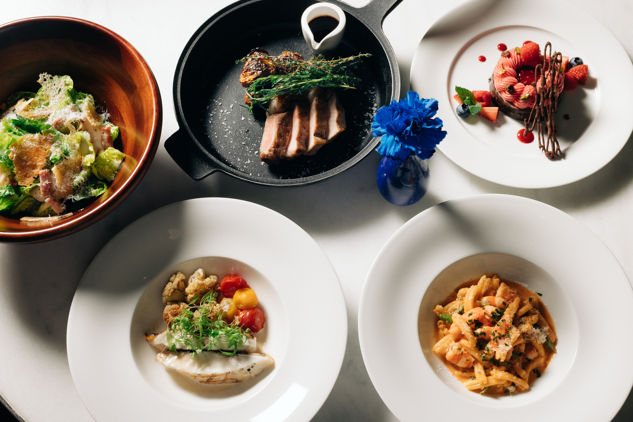 The Blue Room - The Tokyo EDITION, Toranomon - TableCheck