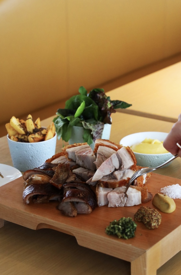 The Flying Hog - TableCheck